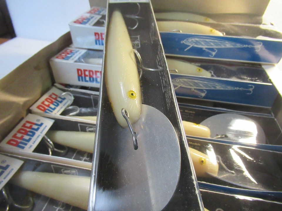 12 VINTAGE RARE Rebel Minnow Fishing Lures 7-1/2” Big Game Saltwater ...