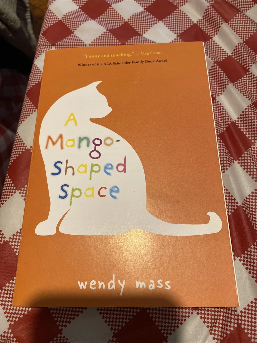 A Mango Shaped Space By Wendy Mass Hot Sale | emergencydentistry.com