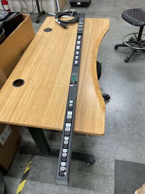 Server Technology C2W36CE-5CAF2M66 Switched, Metered Rack PDU L22-30P ...