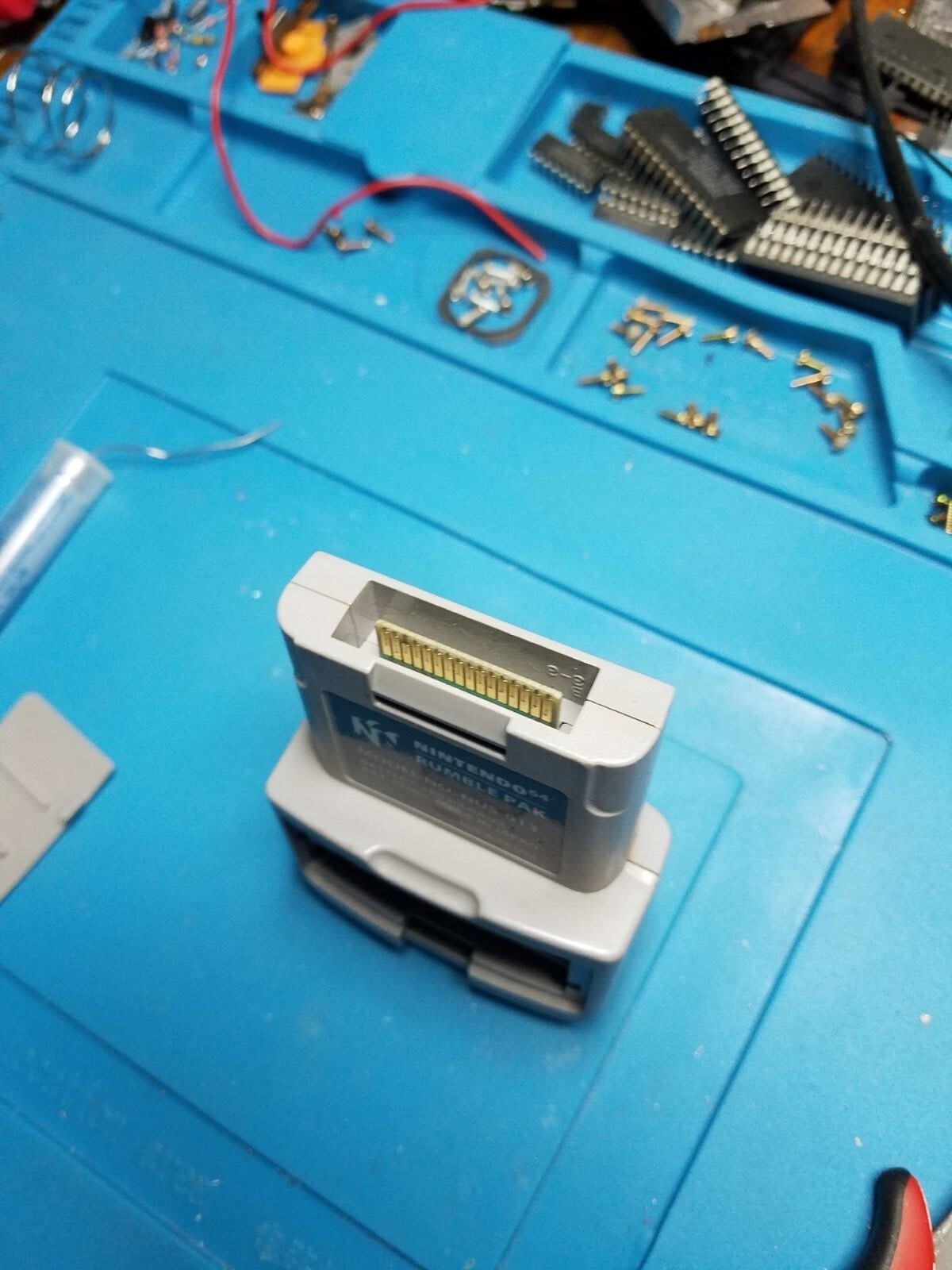 **No Batteries Required Mod**N64 Rumble Pak Official Nintendo ...