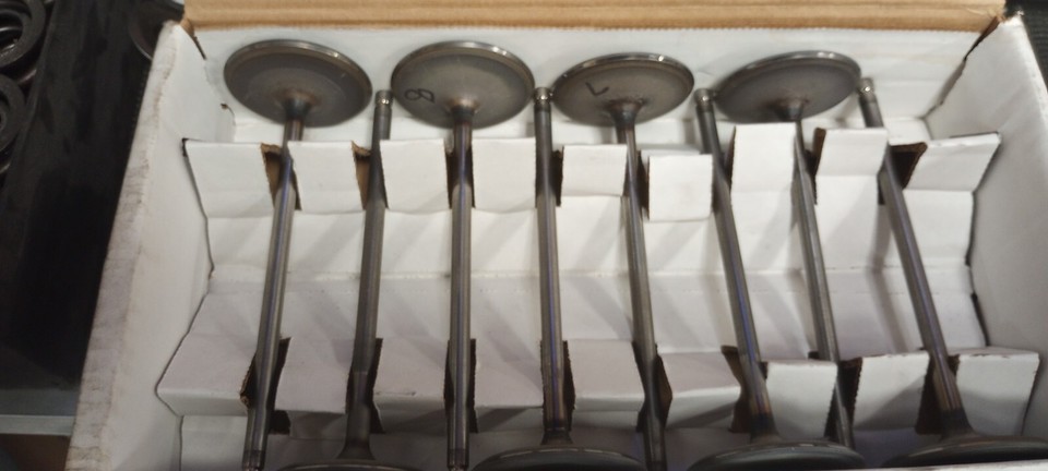 7mm Titanium Intake Valves,BBC,SBC,Nascar,Circle Track,Olds,Chevy,Ford ...