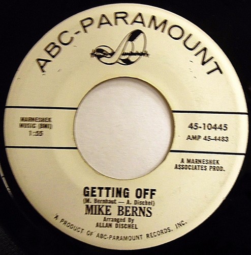 Mike Berns Mod Vaincre Pop Promo 45 Getting Off / Please Don'T Envoyer ...