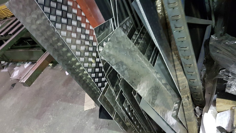 metal offcuts per kg - Aluminium, Stainless, Chequer, Angle - Scrap ...