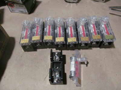 Fuse Blocks & Holders - Pull Out Fuse Block