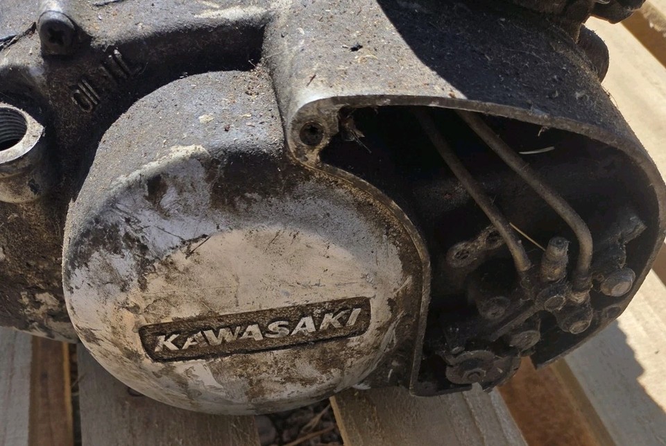 1972 Kawasaki S2 350 Engine 72 73 Cylinders S2E 20965 S3 400 Frame 74 ...