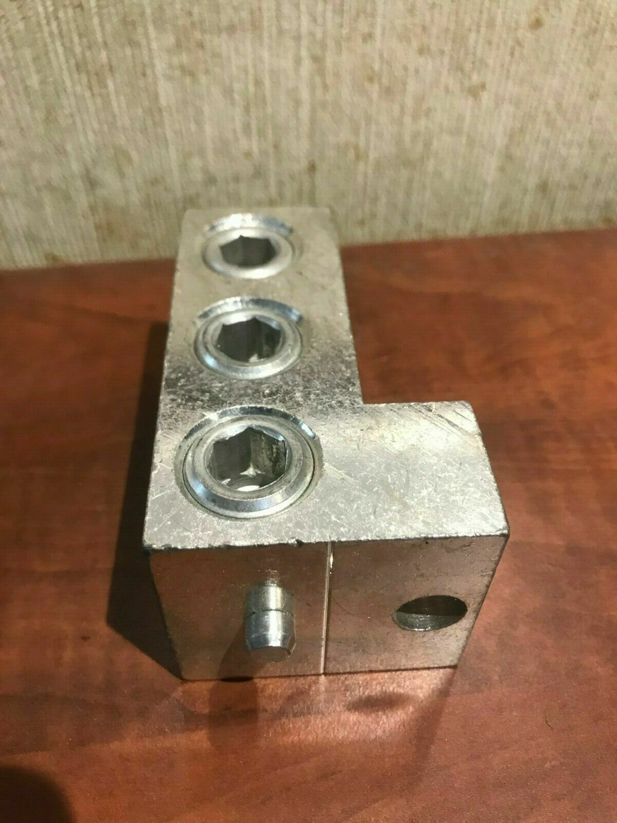 ILSCO D3183 750-300MCM AL-CU Three Barrel Lug Aluminum Mechanical | eBay