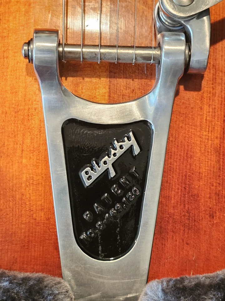 Eastman T58/V Archtop, Antique Varnish, Cutaway, TV Jones, Bigsby 2018 ...
