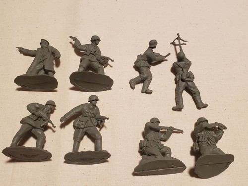 8 Conte Collectables WW2 German SS Troops Infantry D-DAY Figures 54mm 1 ...