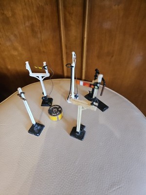 Vintage Cresent OO Gauge Lot Signals Triang Hornby R88 | eBay UK