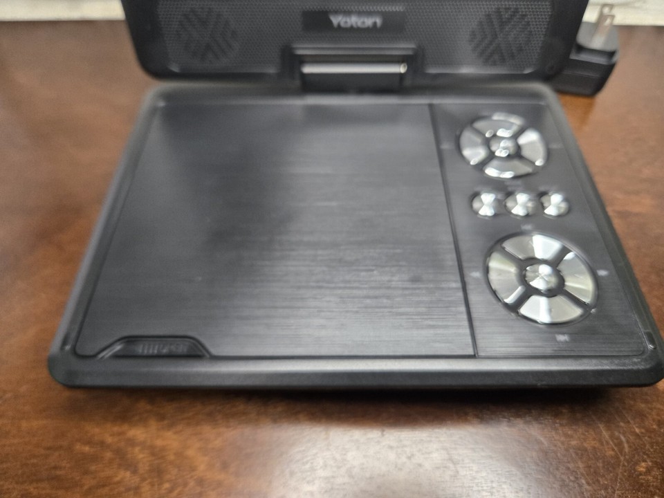 Yoton Portable Dvd Player 7.5" | eBay
