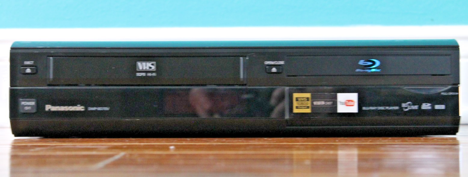 PANASONIC DMP-BD70V Blu-ray/VCR Combo No Remote | eBay
