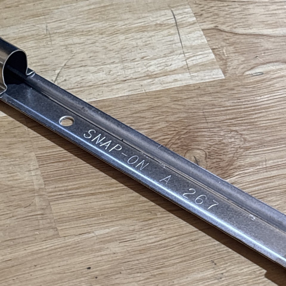 Snap On 13-3/8" Socket Rail Organizer Holder W/ 11 Clips 1/2" Drive ...