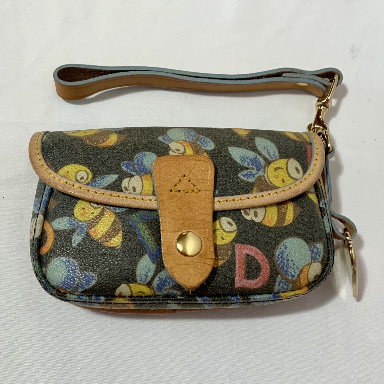 DOONEY & BOURKE Bumble Bee’s & D’s WRISTLET Wallet w/… - Gem