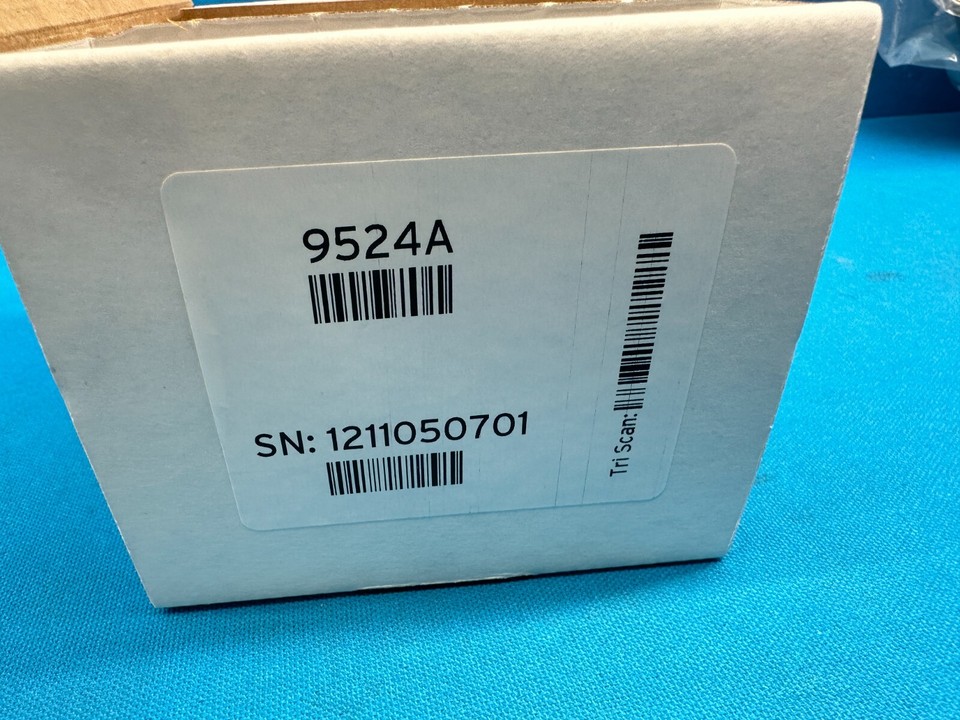 Schweitzer Engineering SEL-2407 Satellite Synchronized Clock 240700033 ...