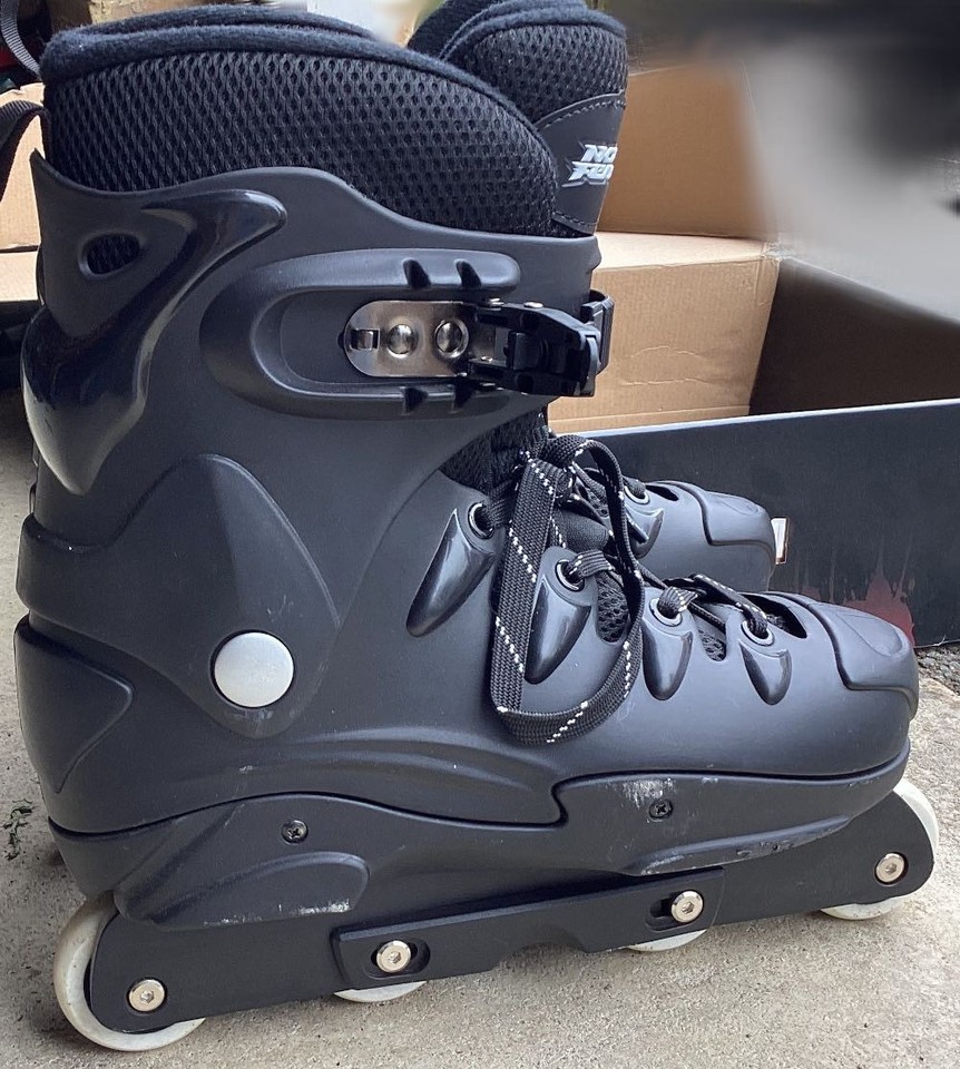 No Fear Aggressive Skates 58 x 24 mm PU casted wheels barely used good ...
