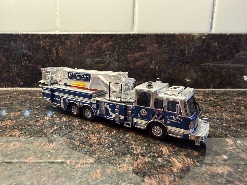 Code 3 American Lafrance Eagle Tarrytown, NY Fire Department Tower ...