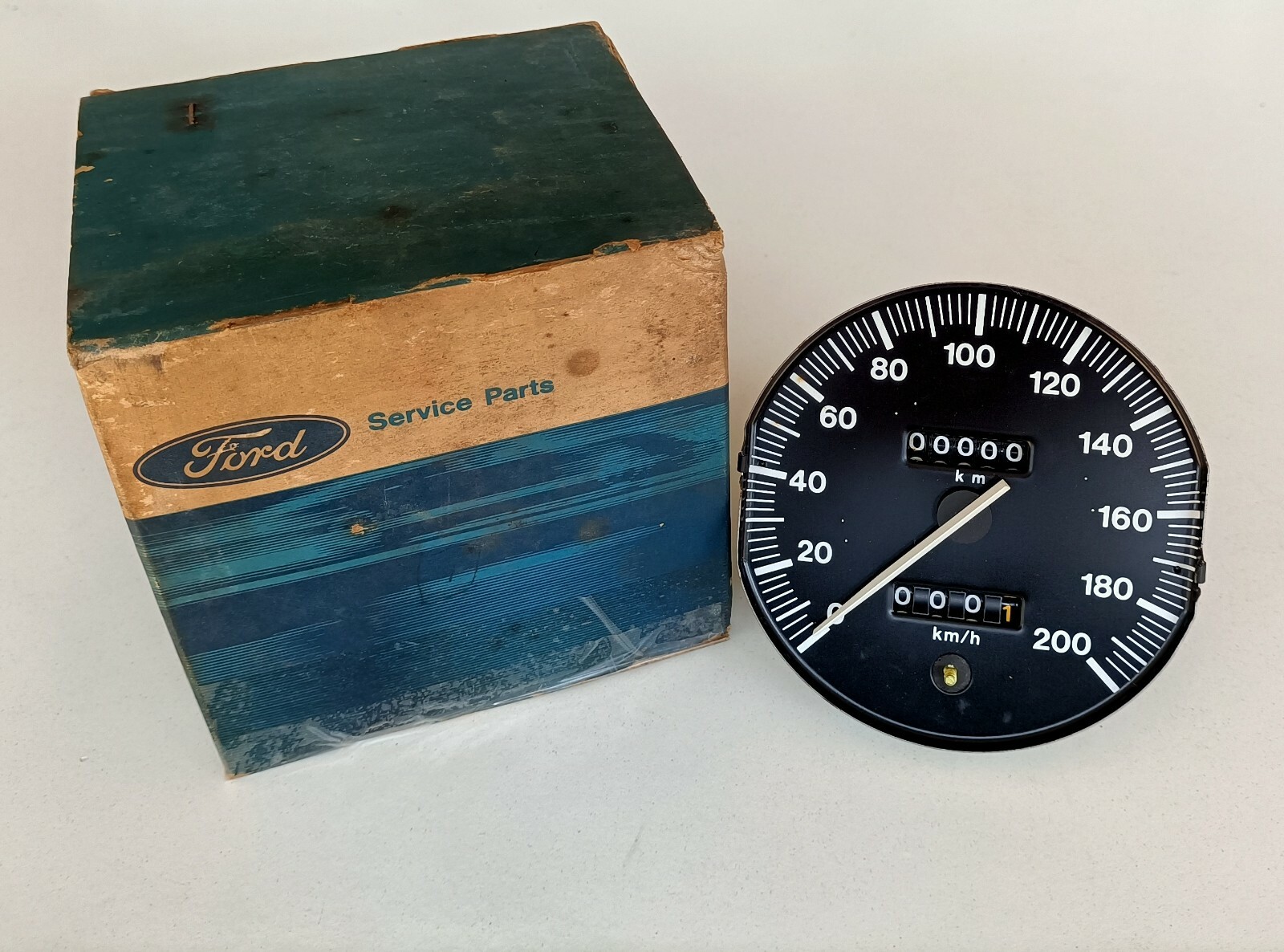 NEW OLD STOCK 200KM/H SPEEDOMETER For FORD CORTINA MK4 | eBay