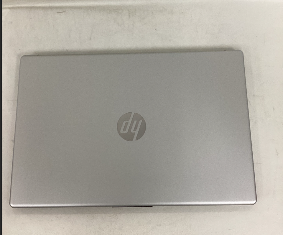 HP 15.6″ Touch Laptop i5-1155G7 • 8 GB RAM •512GB SSD • Damage Screen ...