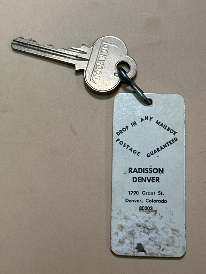 Radisson Hotel Motel Room Key Fob & Key Denver Colorado #901 | eBay