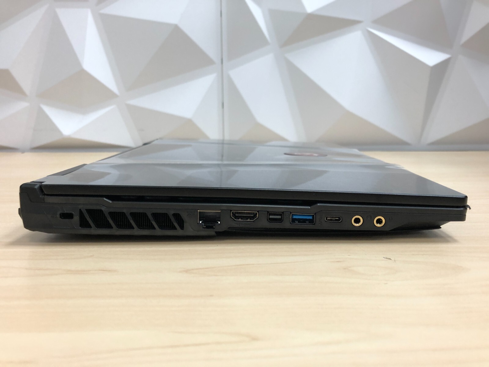 MSI GL65 Leopard 10SCXK-066US 15.6" (Intel Core i5-10300H, 512GB SSD ...