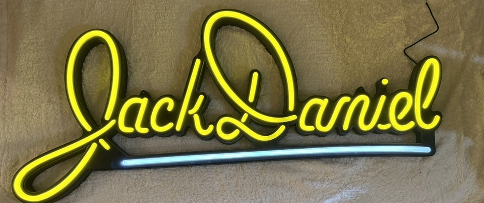 2010 Original Jack Daniel’s Signature LED Sign – Yellow & White – NEW ...