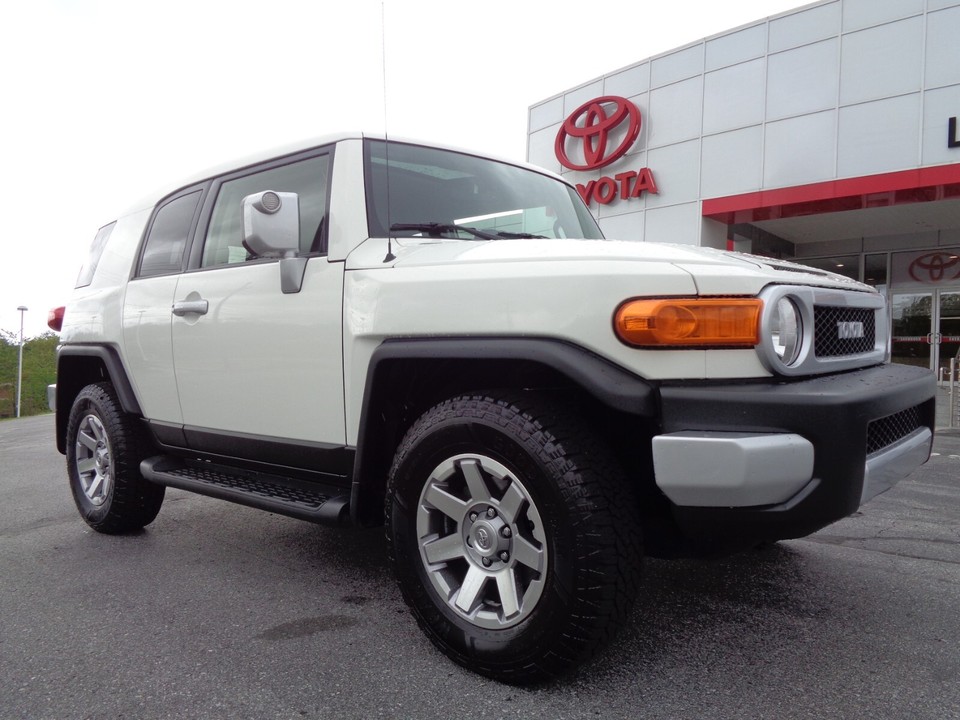 2014 Toyota FJ Cruiser Rear Camera Iceberg White Clean Carfax Moonroof ...
