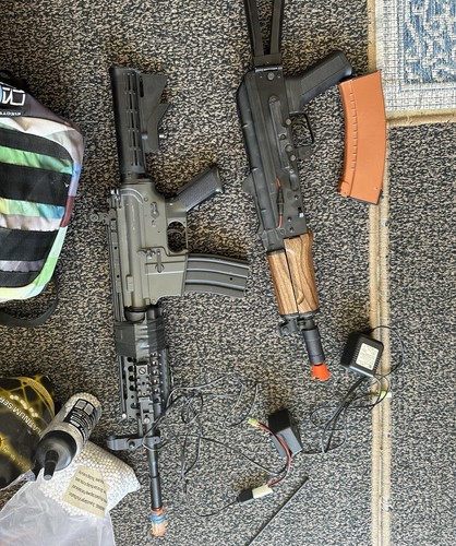 2 Fully Automatic 300+ FPS Metal Airsoft Guns. Comes With All BB’s Seen ...