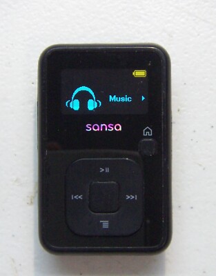 SanDisk Sansa Clip+ 8GB Digital Media MP3 Player Black. Works great ...