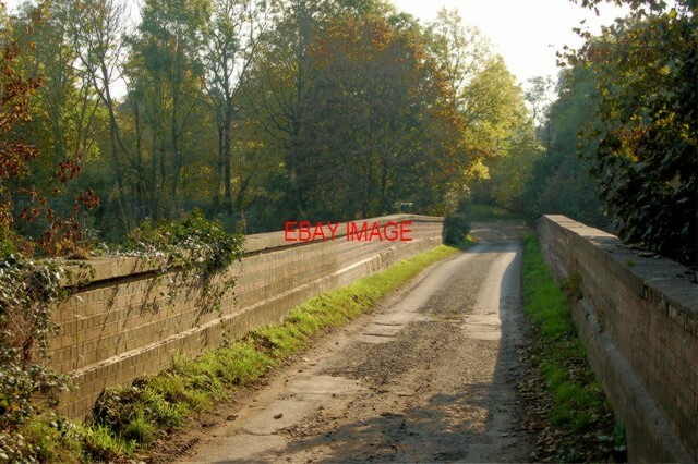 PHOTO LOOKING SOUTH ACROSS THE RAILWAY BRIDGE AT BULL RING FARM HARBURY ...