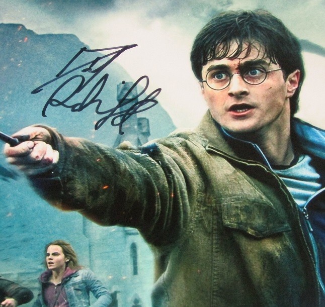 HARRY POTTER DANIEL RADCLIFFE Hand Signed 8'x10' Photo D+JSA COA *BUY ...