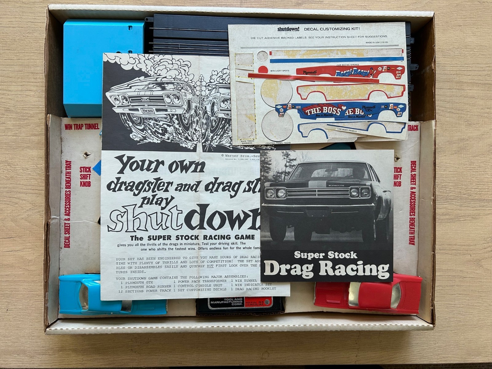 1969 Shutdown Plymouth Super Stock Drag Racing 1/32 scale slot car set ...