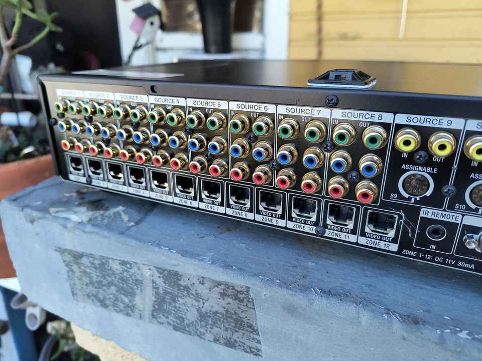 Sony CAV-CVS12ES 12x12 HD Component Video Matrix Switcher, Multi-Zone ...