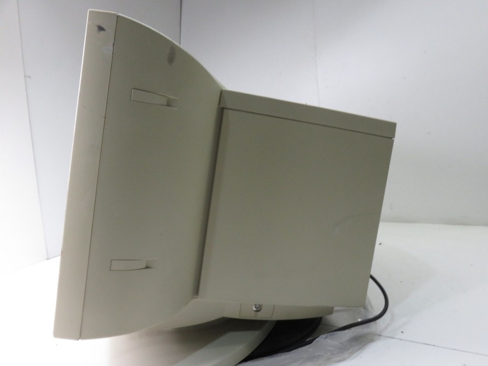 Apple Applevision 1710 M2935 Color Display 17" CRT Monitor | eBay