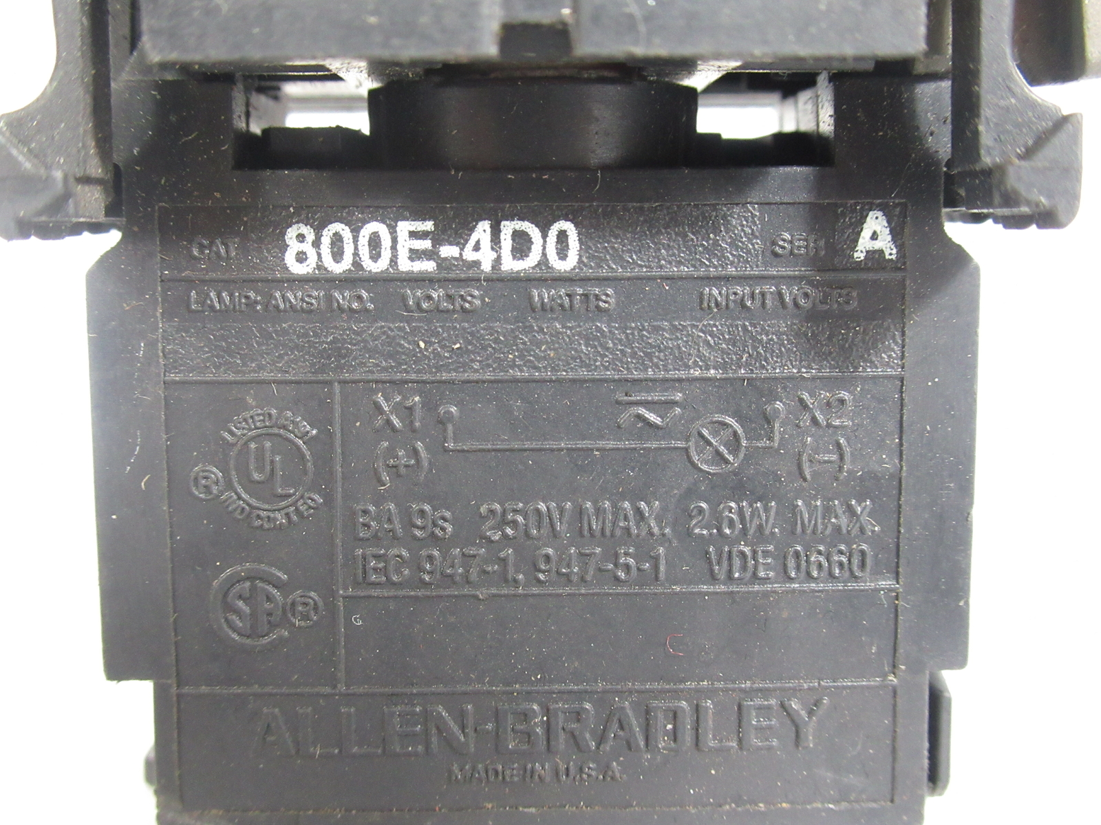 Allen-Bradley 800EP-P4 Pilot Light Red Lens Comes With 800E-4D0 SER A ...