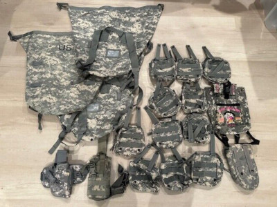 Lot of US Military/Army Camo Gear - Molle/JSLIST Bags/Holsters/Tool ...