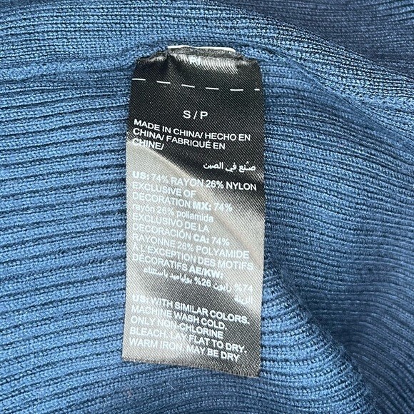 White House Black Market WHBM Long Sleeve Bow Back Off Shoulder River ...