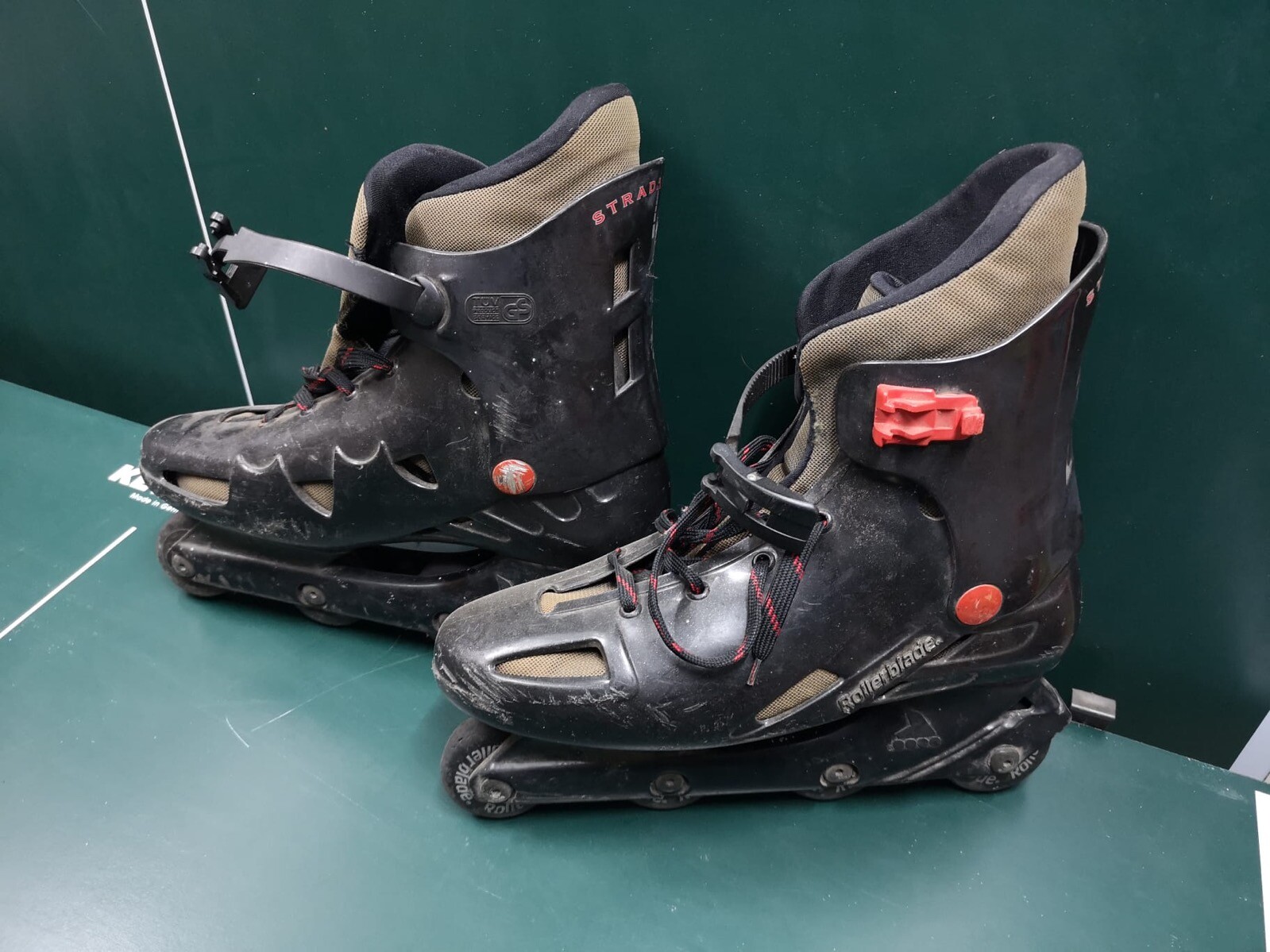 Rollerblade Originali - Modello Stradablade - 48 - Ottime condizioni ...