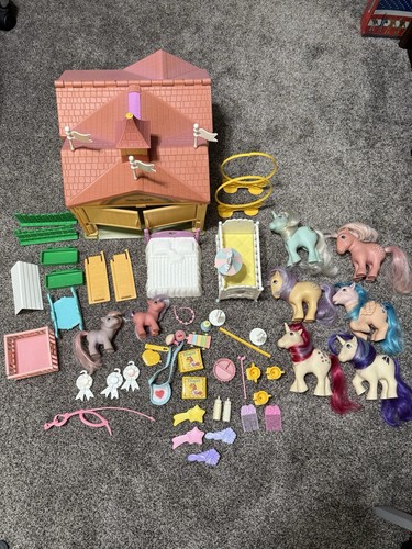 1983 Hasbro My Little Pony Show Stable + 8 Ponies G1 Moondancer ...