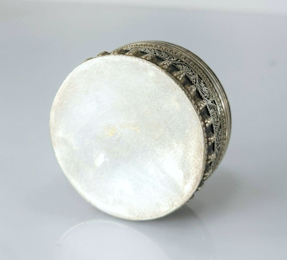 Tibetan Silver Filigree Trinket Jewelry Box Lapis Stone Treasure Amulet ...