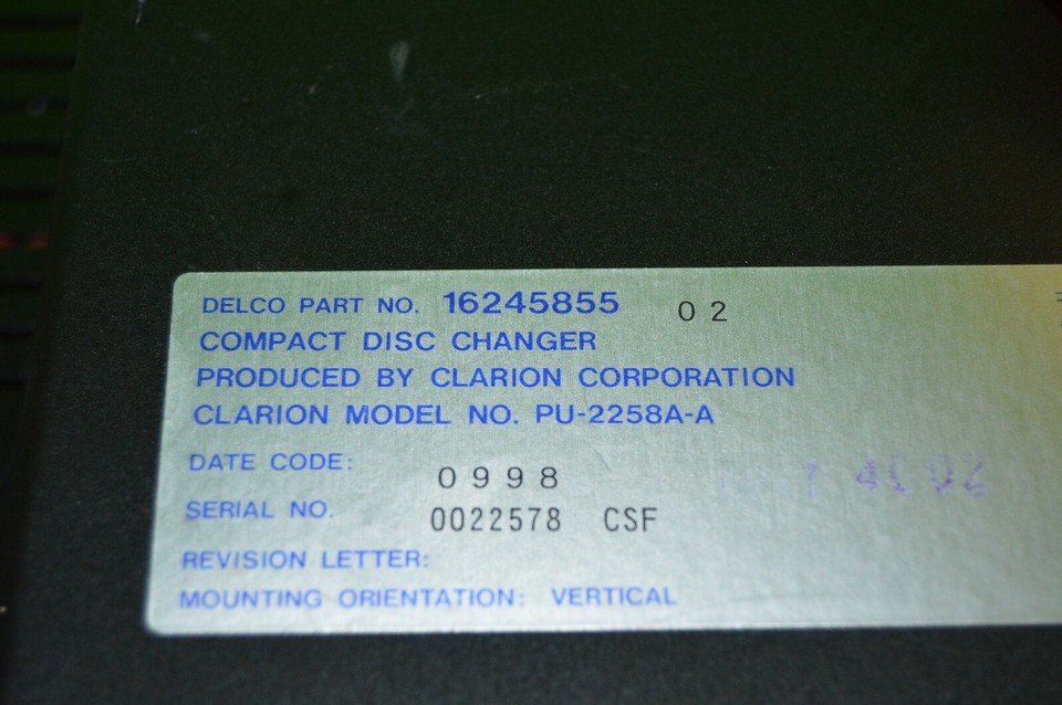 Delco Clarion Escalade GMC Denali factory 6 disc CD changer 98 99 00 ...