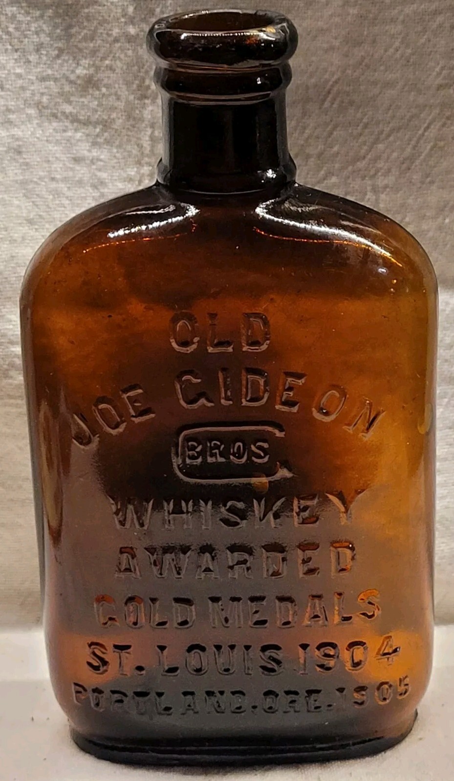 1904 PORTLAND OREGON OLD JOE GIDEON WHISKEY DARK AMBER ST. LOUIS WORLDS ...