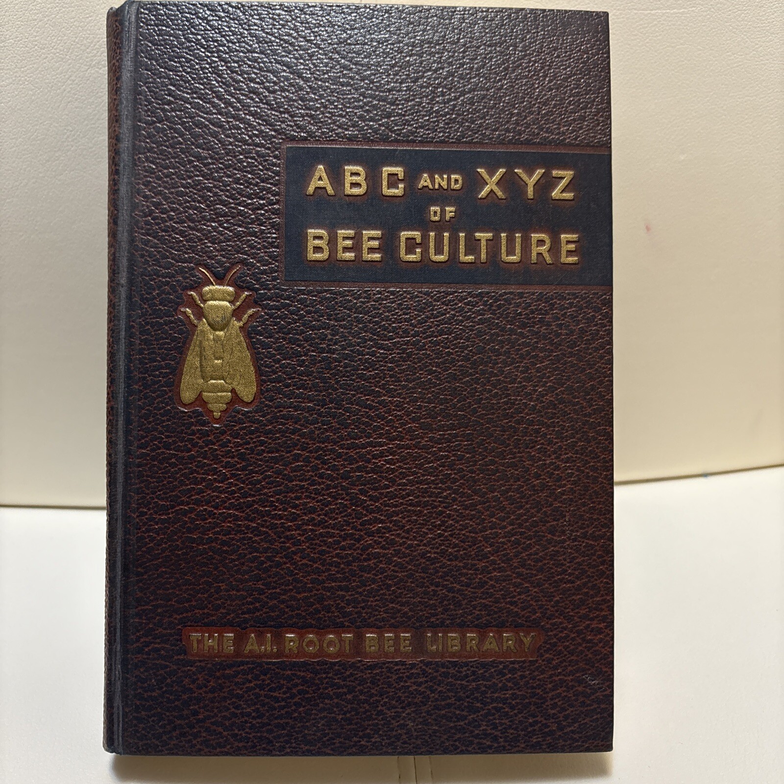 ABC and XYZ of Bee Culture A.I. Root Bee Library HC Book 36th Edition ...