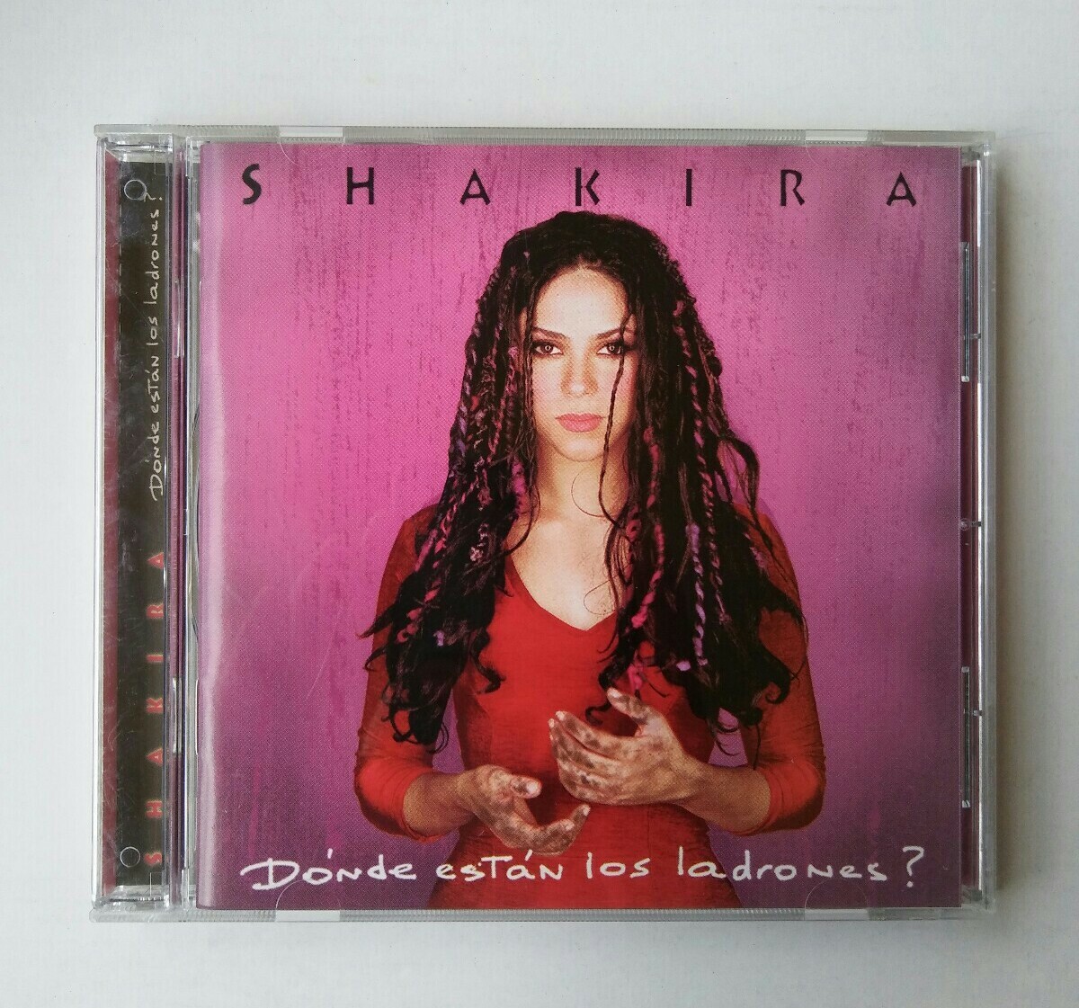 Shakira Donde Estan Los Ladrones Album Cover Shakira – Dónde Están