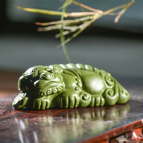 Chinese Yixing Zisha Green Porcelain Pottery Lovable Pixiu Beast Wealth ...