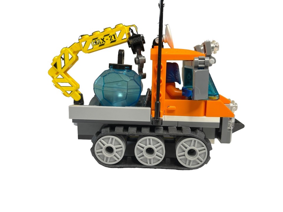 LEGO City 60033 Arctic Ice Crawler - 98% Complete with Minifig and ...