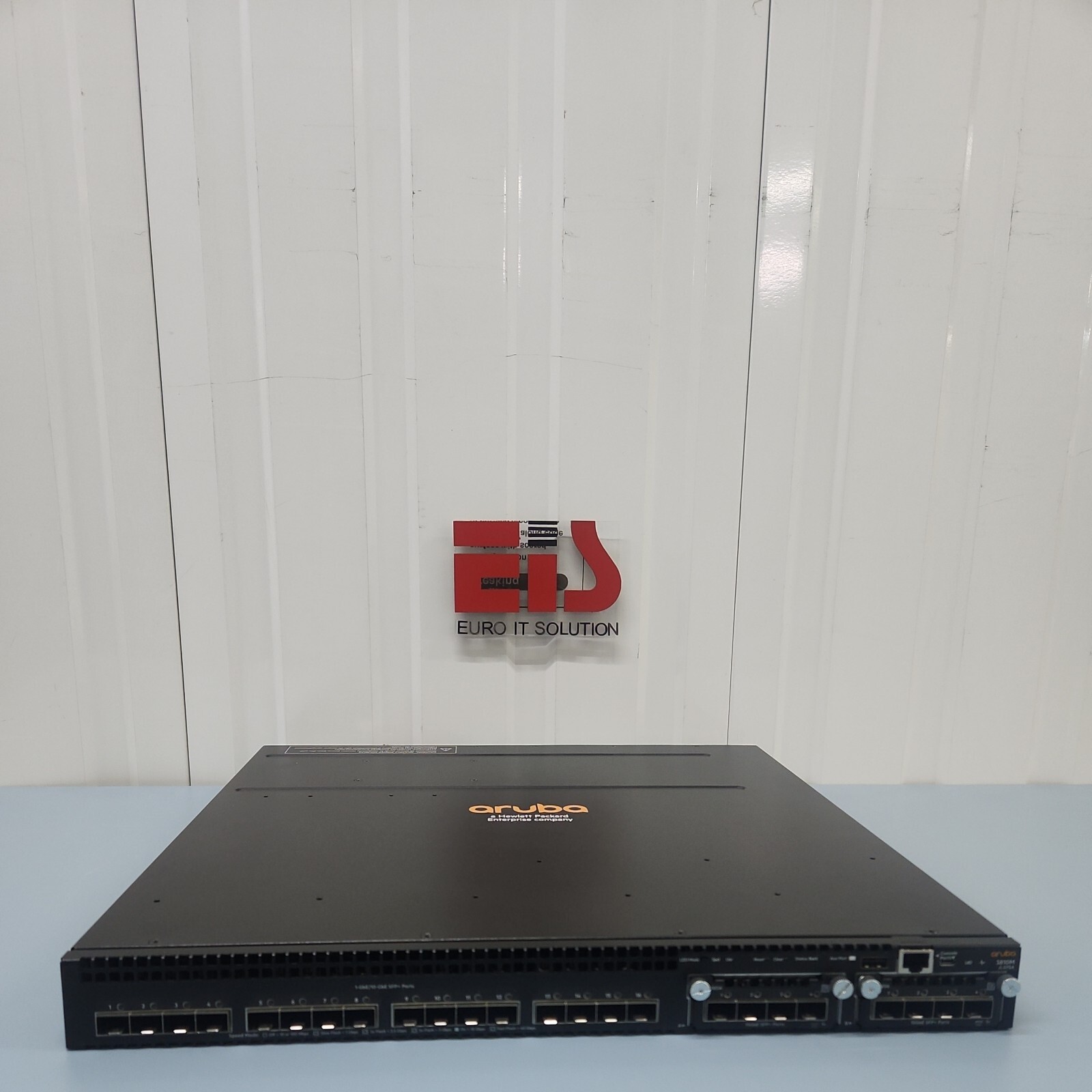 JL430A New HPE Aruba 3810M 16SFP+ 2-slot Switch incl JL075A + 2x JL083A ...