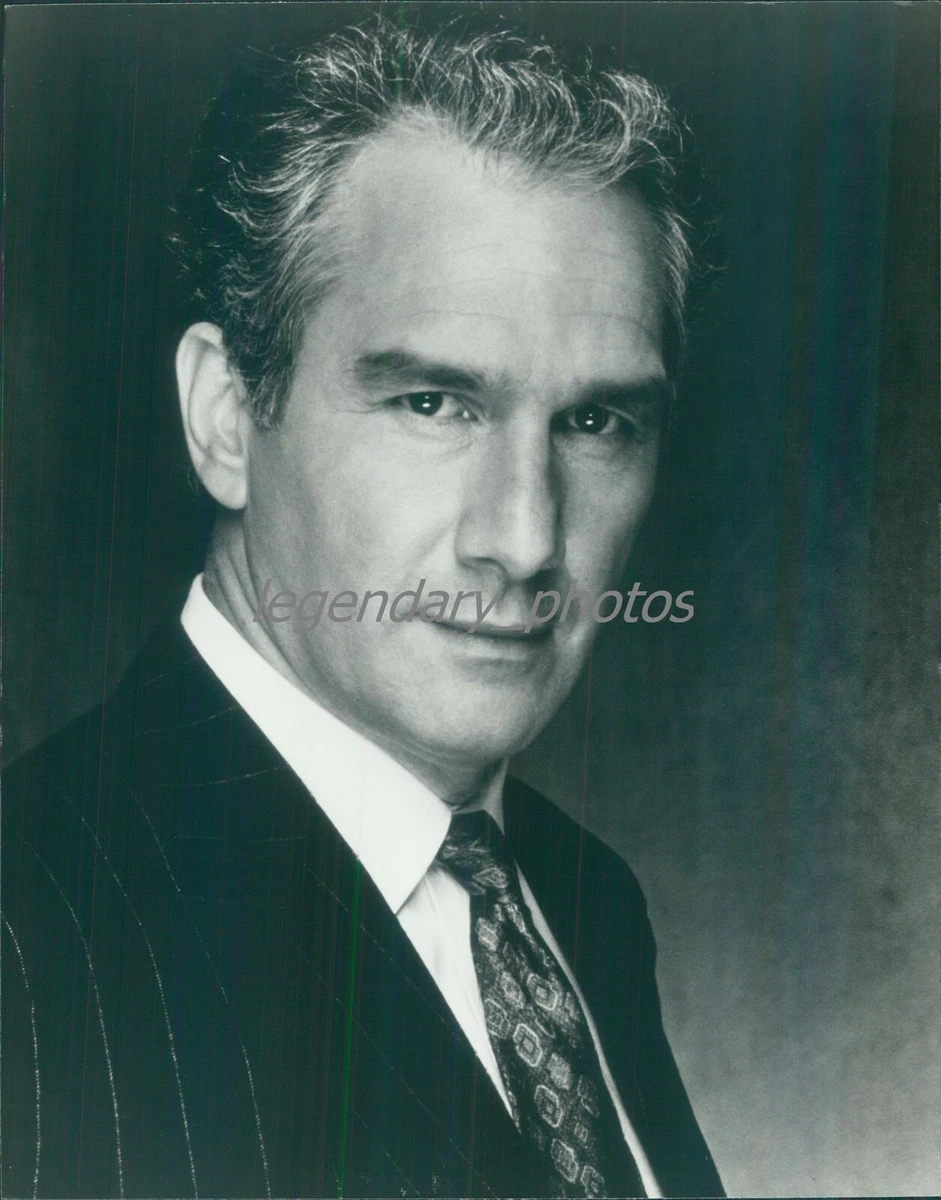 Anthony Herrera Actor