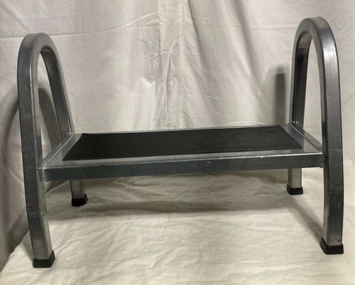 Vntg - Cramer Narrow Profile Aluminum Metal Step Stool - Silver | eBay