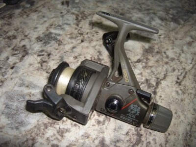 Shimano AX 200Q Quickfire 2 Fighting Drag Spinning Fishing Reel USED | eBay