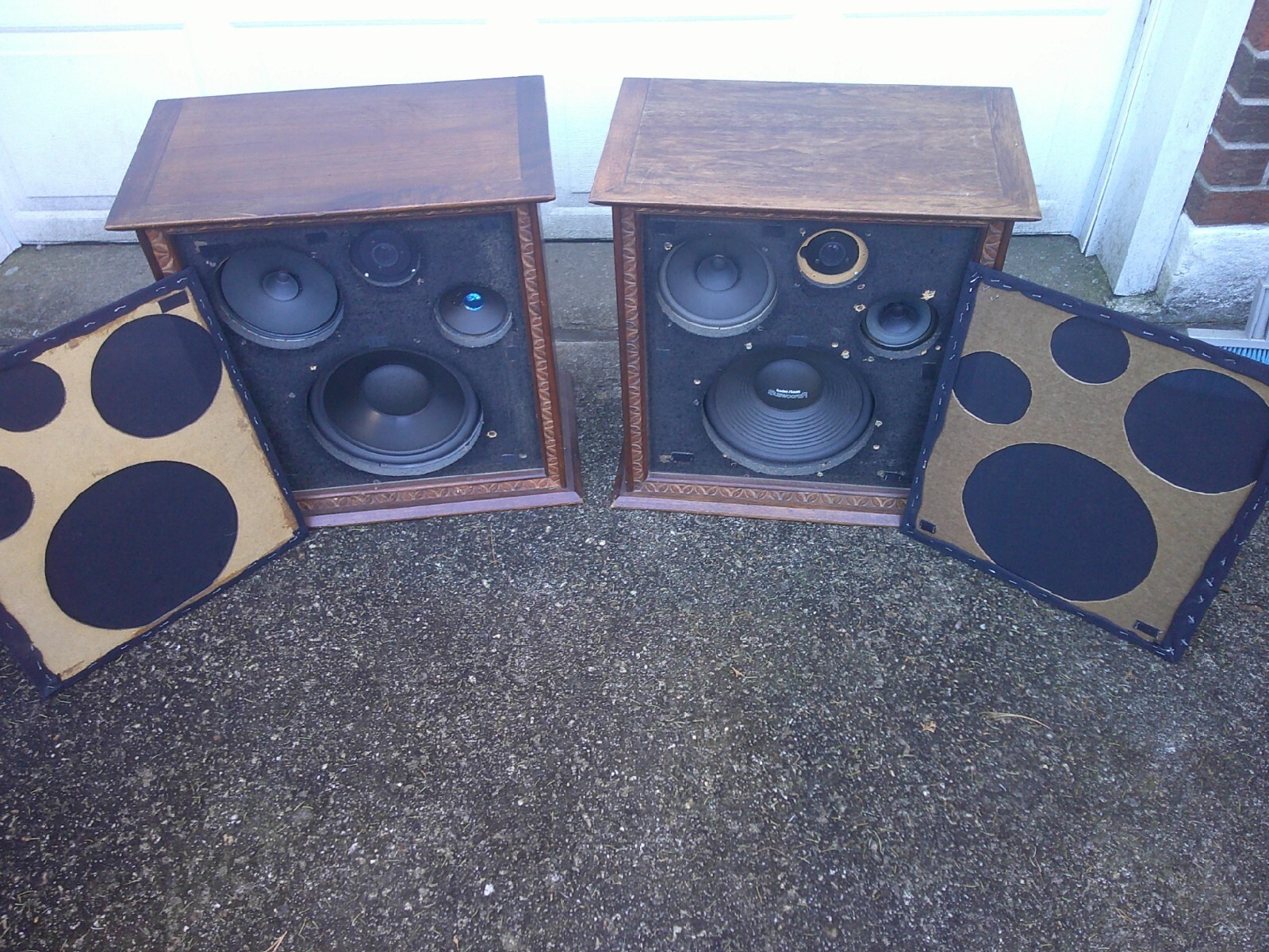 Wharfedale W70D Vintage Large Floor Speakers w Non Original Drivers ...